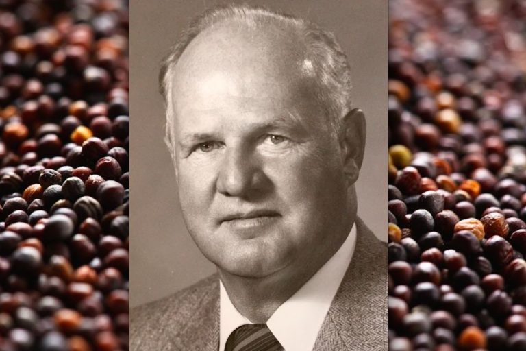 Early canola promoter Gordon Graham, 89 - AgCanada
